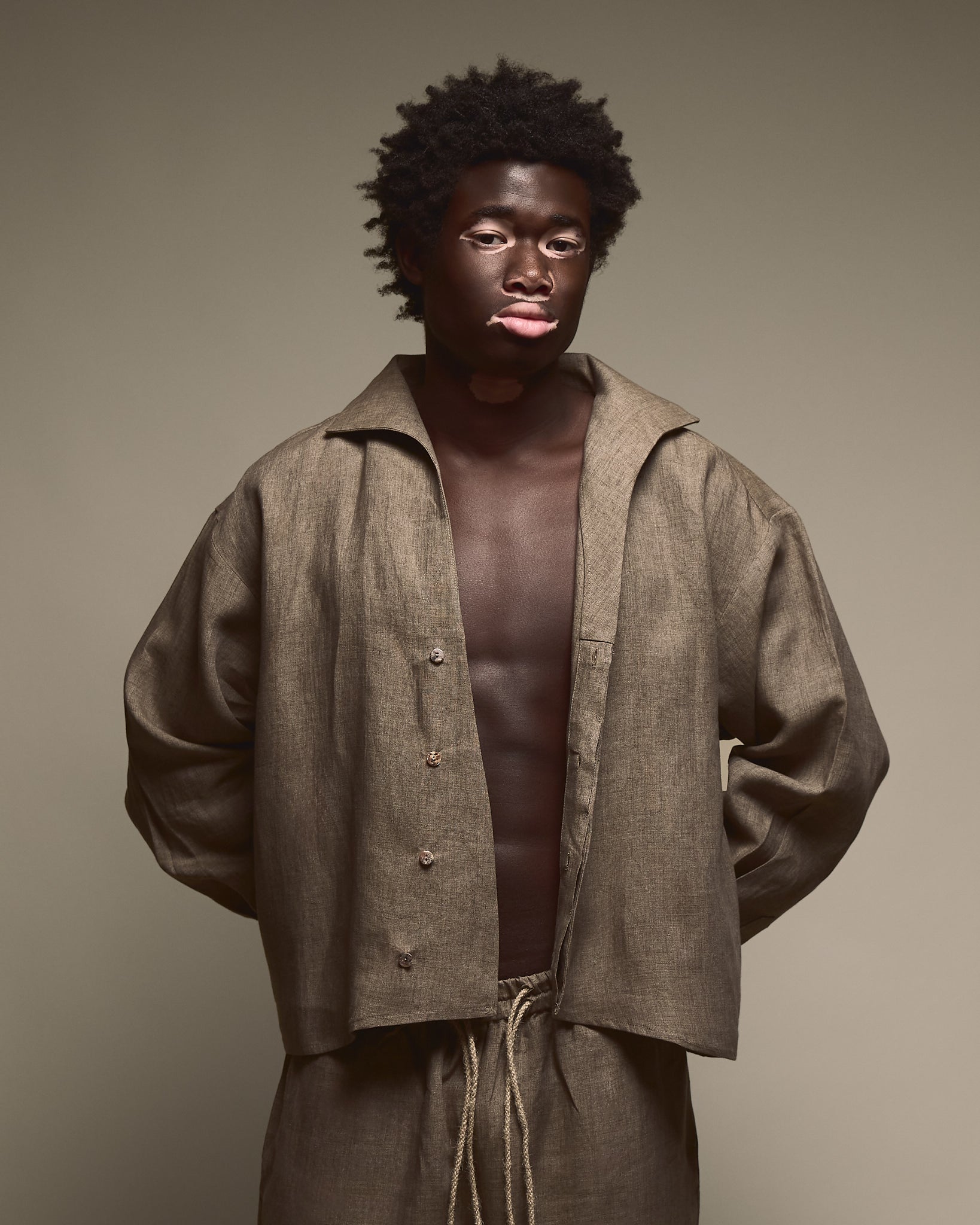 Borderline: AI-Designed Fashion Embracing Sustainability